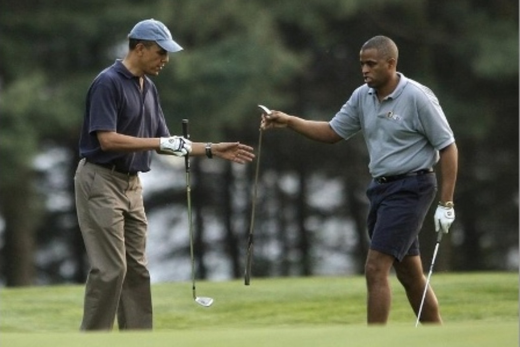 Buyouts Snapshot: Obama buddy Nesbitt closes in on $300 mln for debut ...