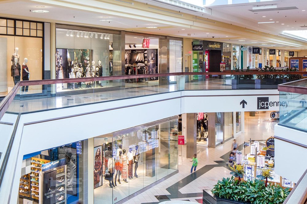 Brookfield offers to buy rest of mall owner GGP for $14.8 bln: Reuters ...